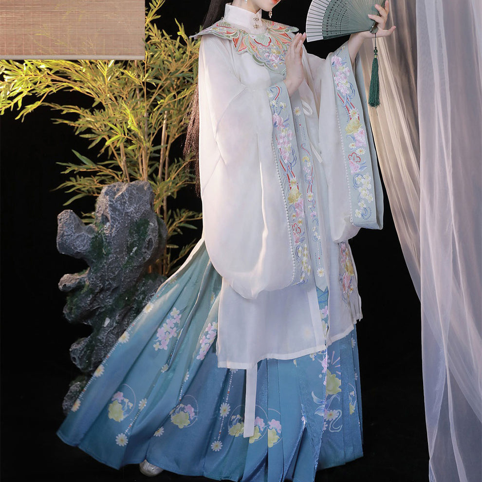 Flower Embroidery Hanfu Dress Set SE22746